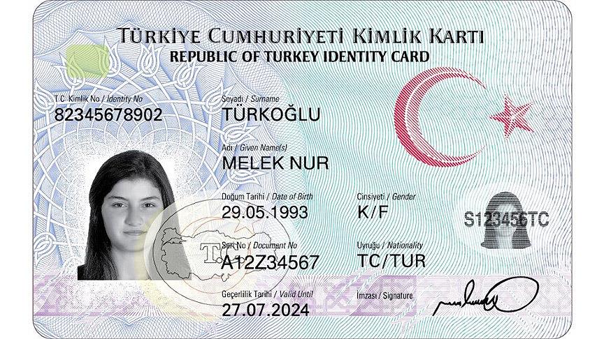 Nieuwe Turkse identiteitskaart onmogelijk na te maken - Turkse Media ...