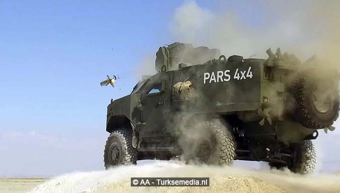 Turkije toont nieuwe ‘knappe zoon’ - Turkse Media - Exclusief Turks ...