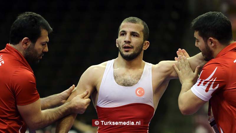 Turkse worstelaars beste van Europa - Turkse Media - Exclusief Turks ...