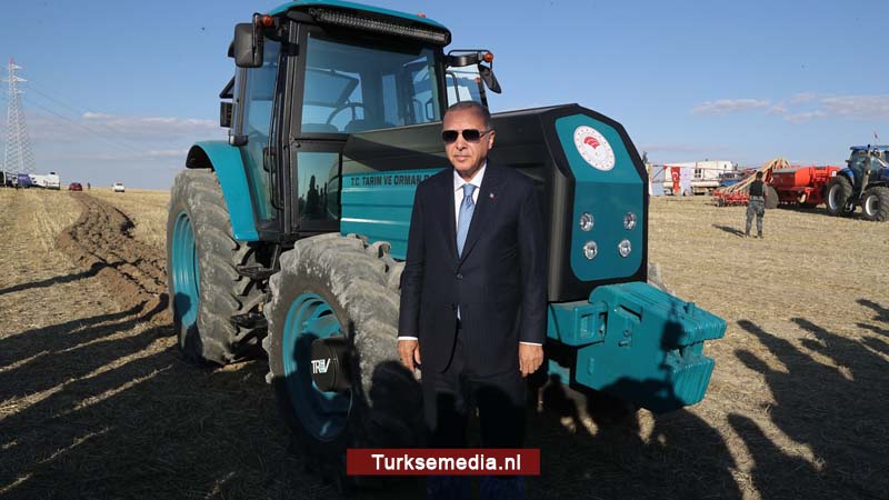 Erdoğan test elektrische tractor van Turkse makelij - Turkse Media ...
