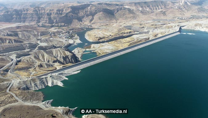 Turkije opent nieuwe stuwdam van wereldniveau: ’70-jarige droom komt ...