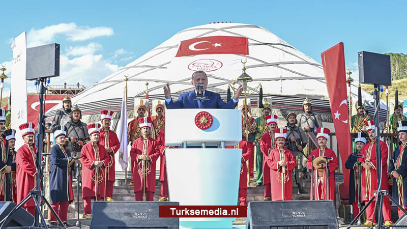 Turkije herdenkt historische overwinning die Anatolië van Turken maakte ...